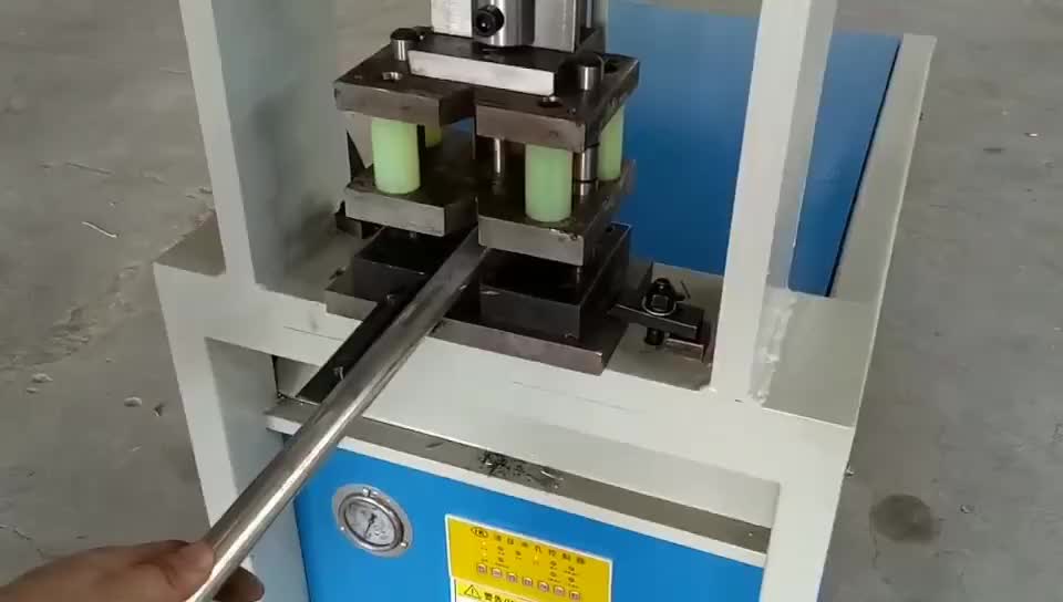不锈钢圆管压支架