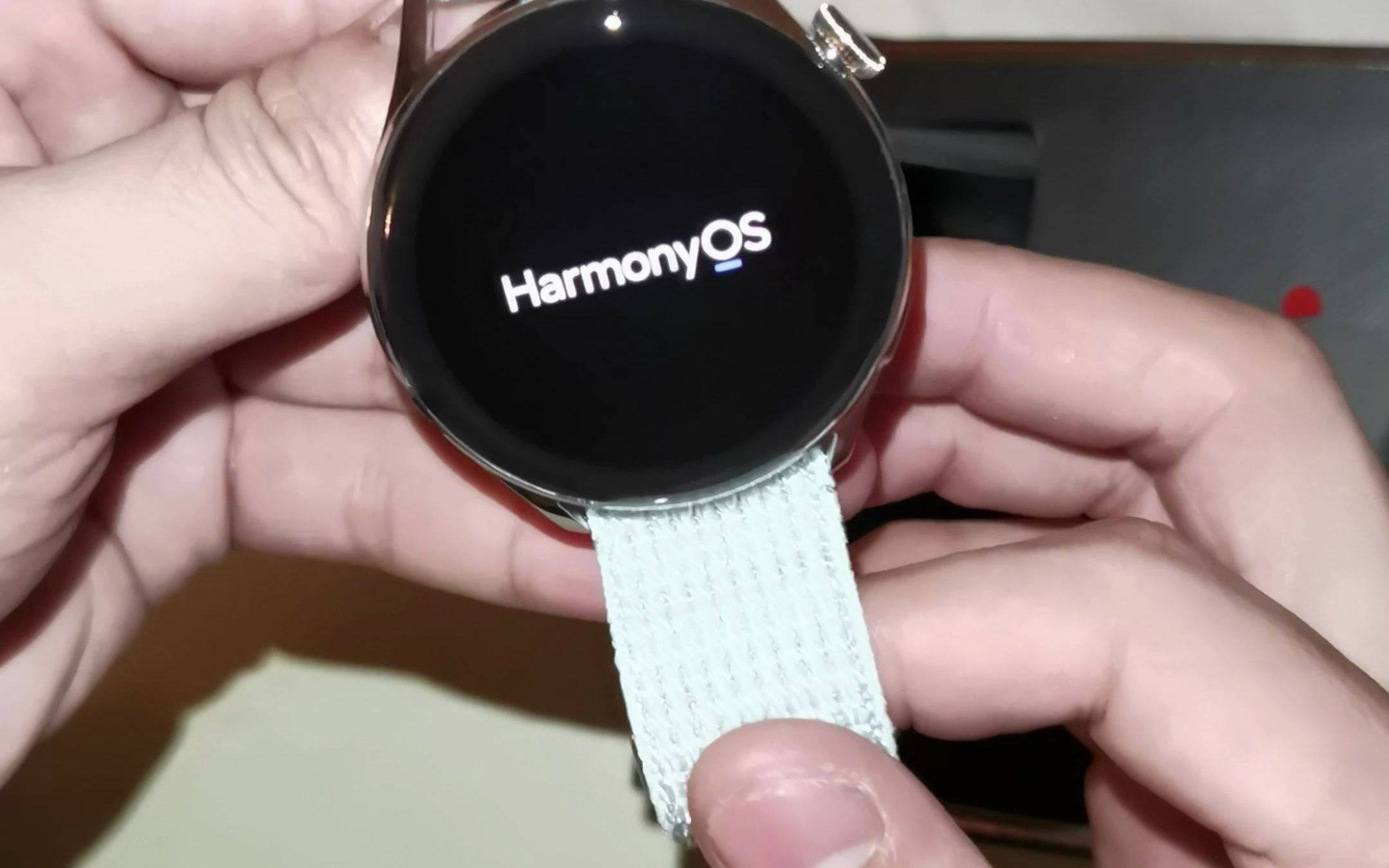 华为 HUAWEI watch 3 沉浸似开箱 及手势快捷打开支付码