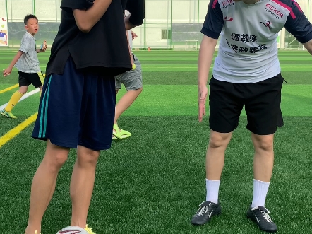不关你是不是足球小白,只要热爱我们就收