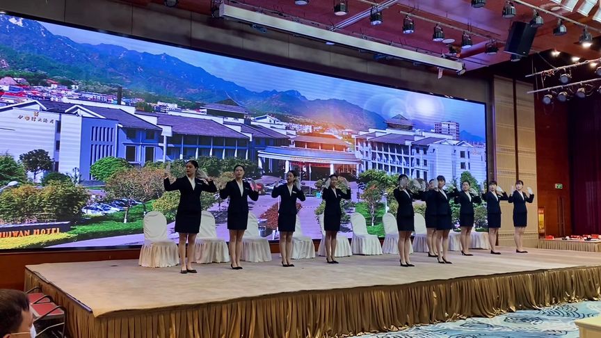 酒店服务礼仪操展示,优雅、从容、端庄#优雅仪态 #酒店人 #礼仪