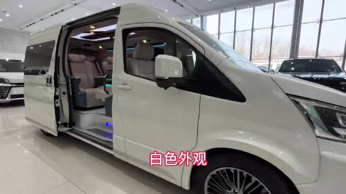 隐藏座椅秒变大床!这款七座商务车让全家出游更舒心