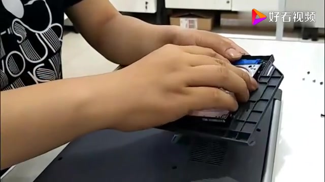 联想ideapad加装硬盘