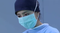 产科医生:何晶帮助产妇死里逃生了,事后她躺手术台上还何晶名誉