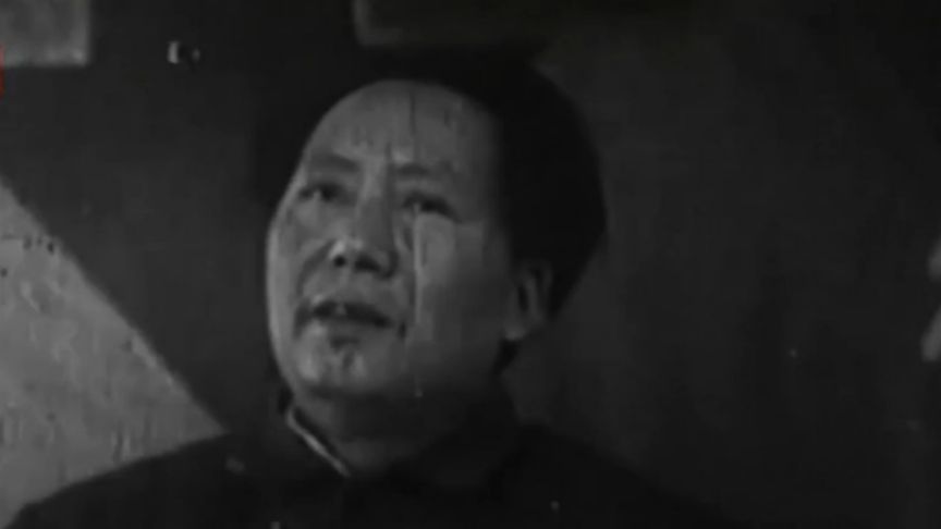 1952年,毛主席提出“怎样从现在逐步过渡到社会主义去”?