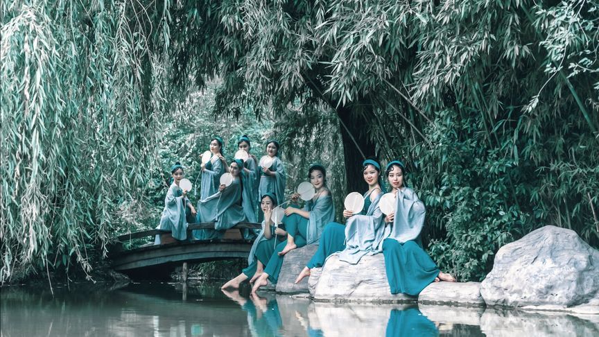 中国舞古典舞编舞热门歌曲《画皮》为红颜犯罪可知她究竟是人是妖