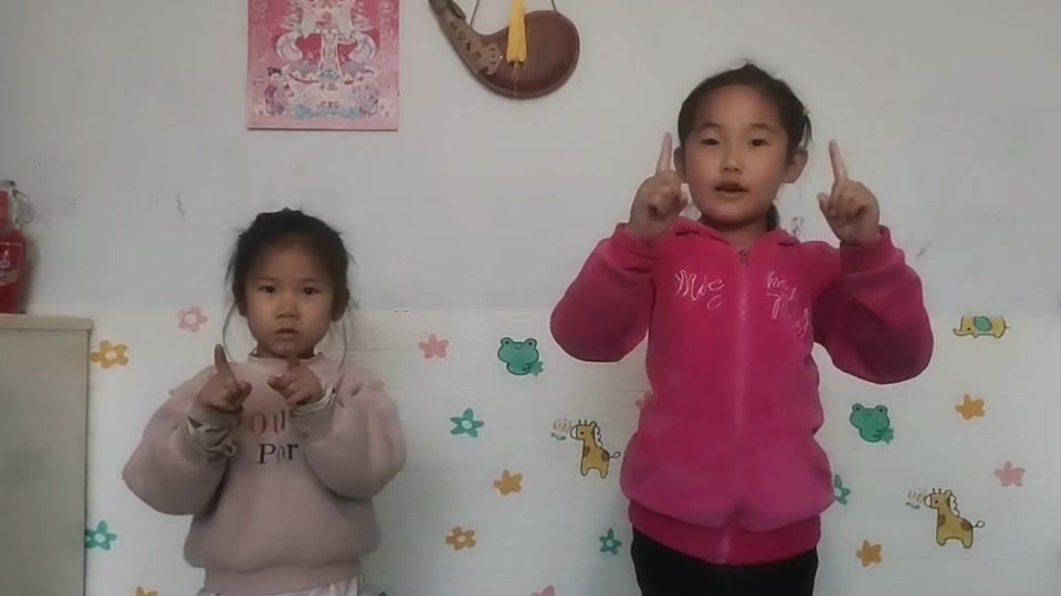 手语舞蹈(听我说谢谢你)