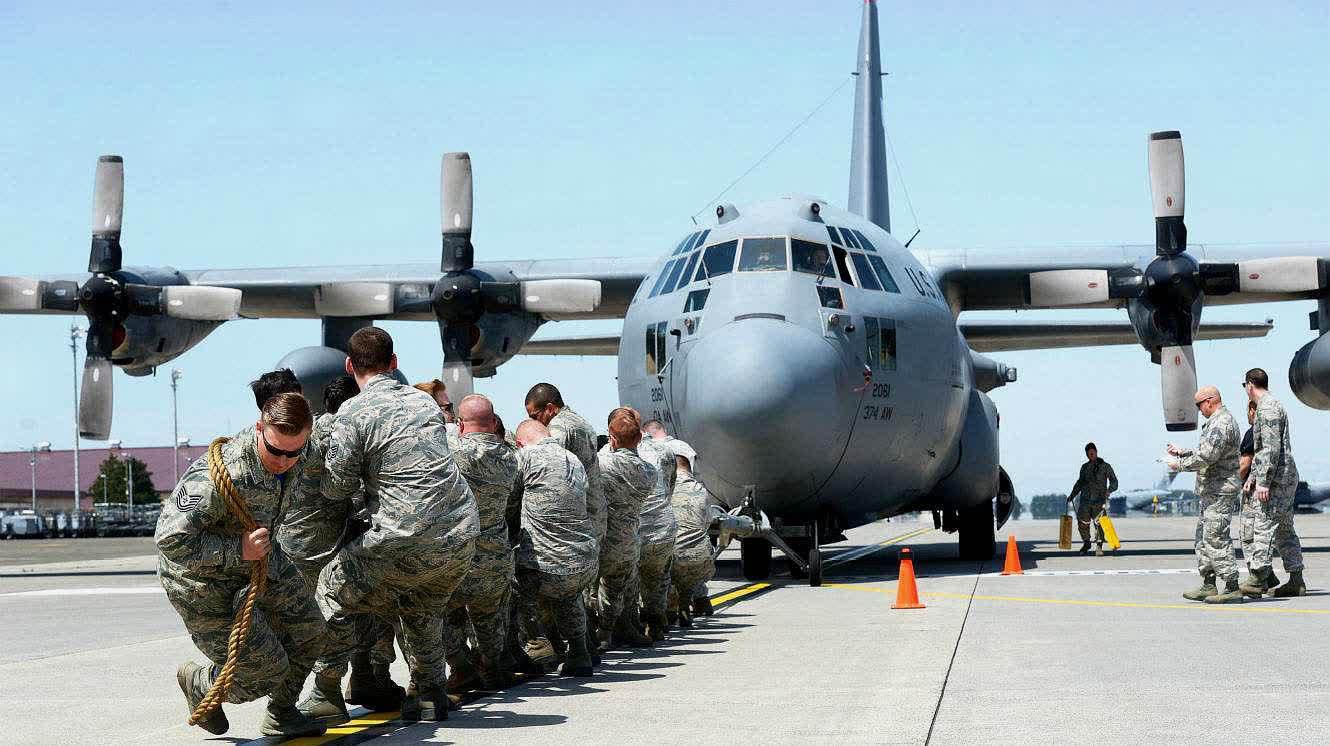 伊朗革命卫队总司令:美国加速衰落陷入僵局