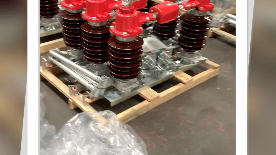 GW4-35隔离开关、LW36-40.5断路器