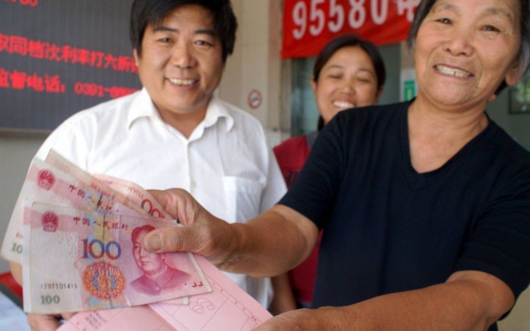 国家终于出手了:老人养老金补贴又涨了,看看你能涨多少?