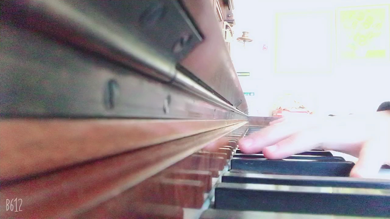 G.E.M.邓紫棋《来自天堂的魔鬼 Away》【钢琴版】