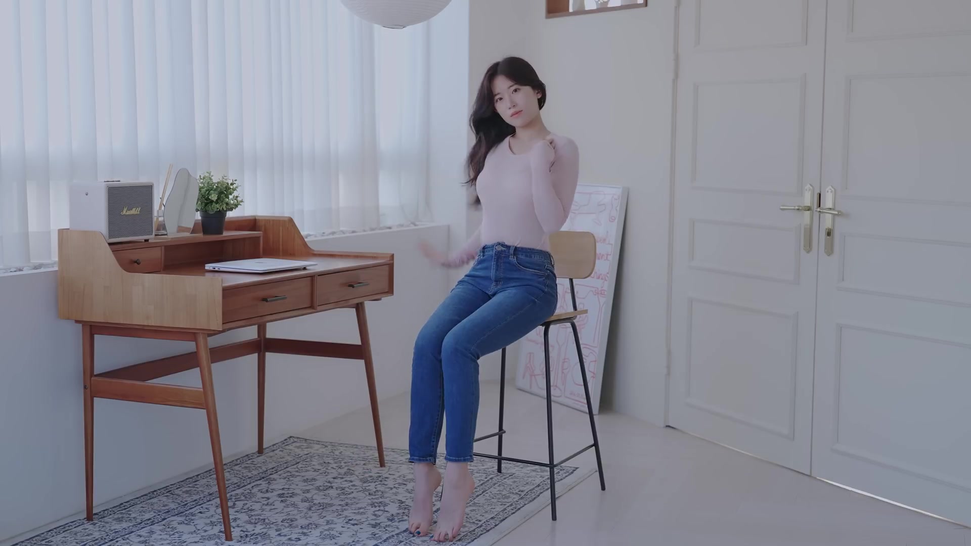 性感丰满的模特内衣换装秀,爱了爱了~~142