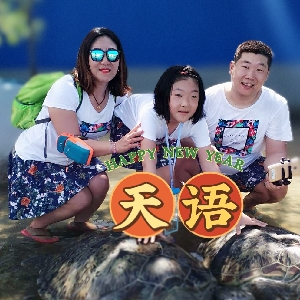 天语喜欢摩托车 