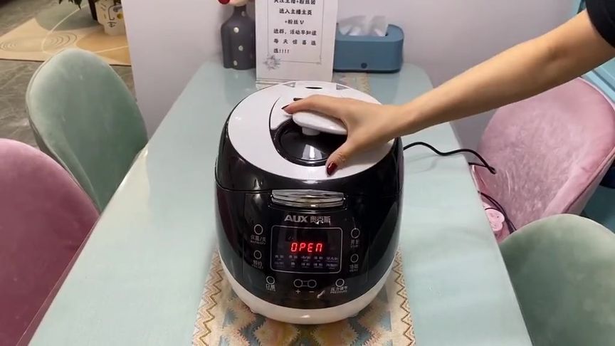 这款高压锅不仅节约时间,还不费气,味道也超赞