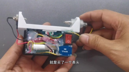 diy锂电池内阻测试仪,简单小巧效果一级棒,准确度不低几百元的