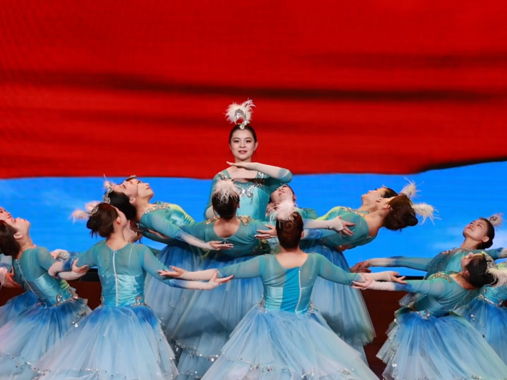 ...厚植医者仁心——我校隆重举行“红十月”主题教育活动月启动仪式...