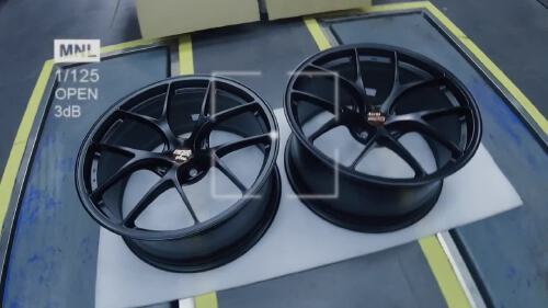 极品飞靴健步如飞bbsbbs轮毂动平衡机米其林轮胎奔驰glc