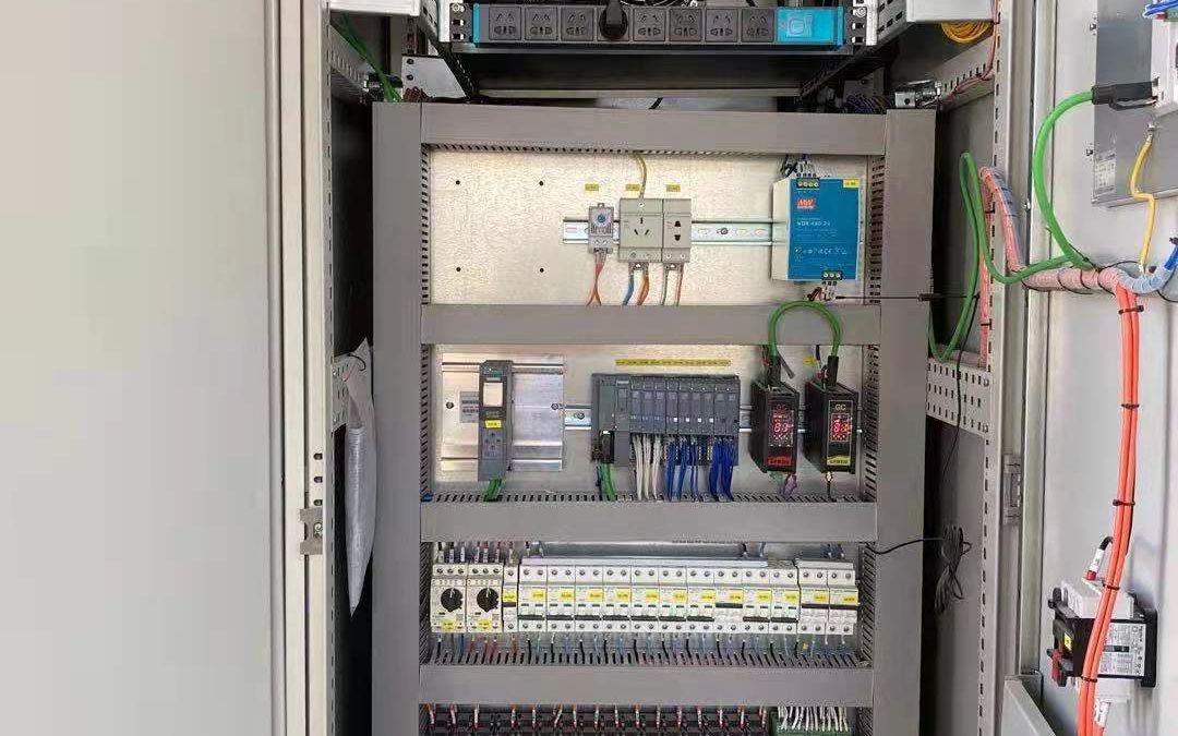 广州巨控GRM300数据网关西门子1500PLC连接485仪表
