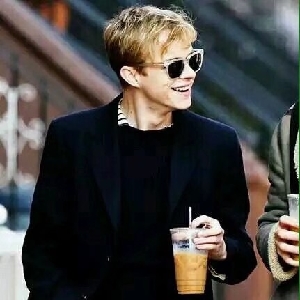 一个会上岸的大学生 