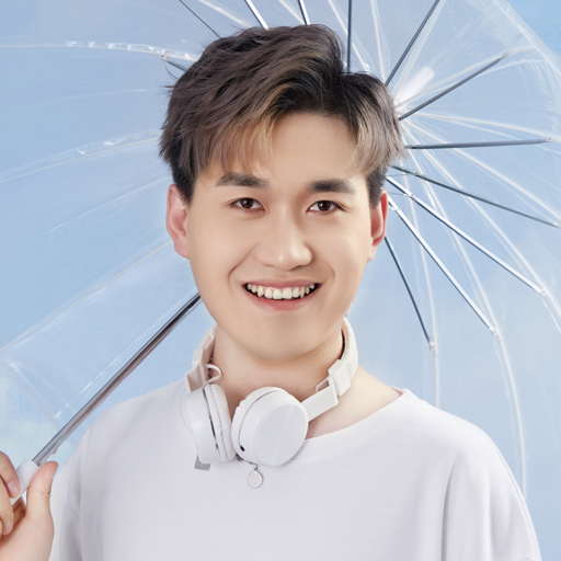 李铁鸡 