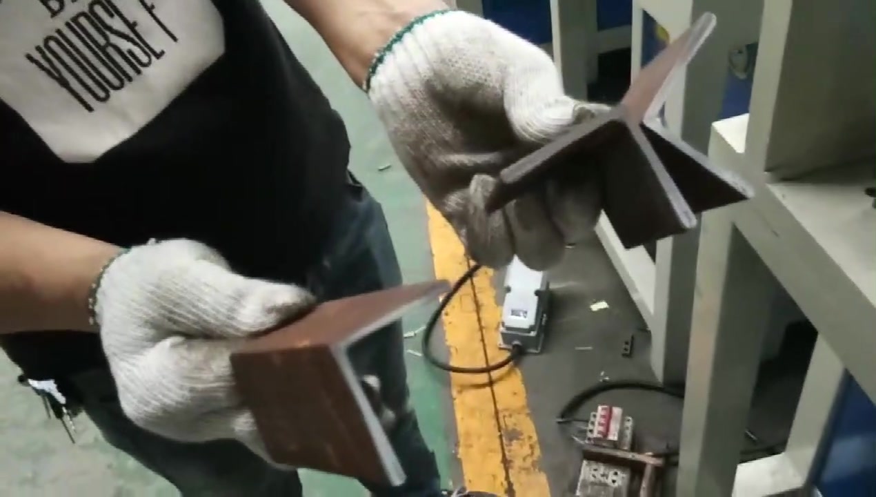 液压冲孔机(老式)手动不锈钢冲孔机 防盗网冲孔机 护栏冲孔机