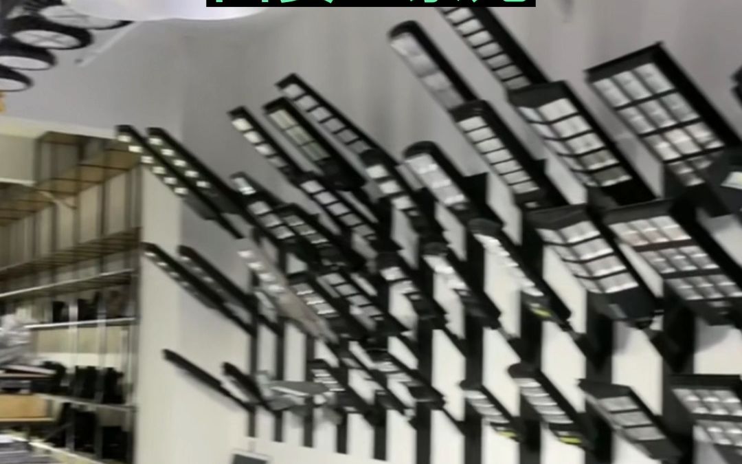 中山太阳能路灯厂从产品设计、软件开发到成品制造,根本上保证了高...