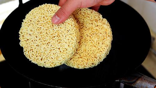 泡面神仙吃法!一周狂吃6次都不腻,简单几步变身豪华大餐