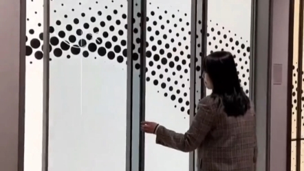 ... 可以随意移动, 可以左右互推, 防摆动, 即是移动屏风又是极简移门 #...