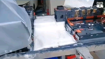 比亚迪秦报EV功能受限,充电50%跳枪,更换采集排线就好了