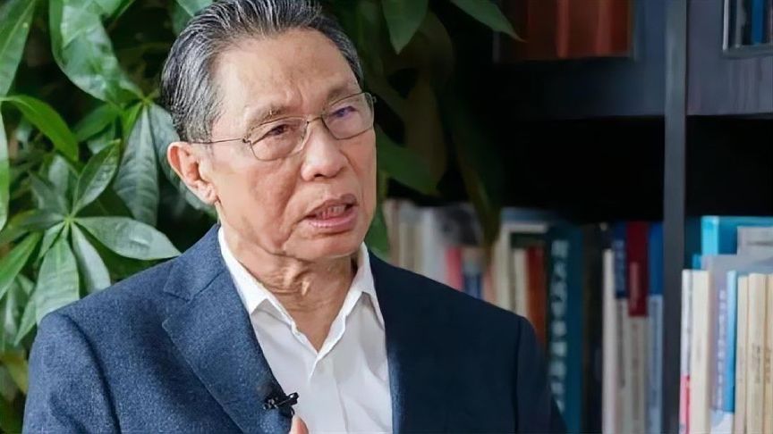 钟南山等多名院士呼吁:今冬要警惕流感与新冠病毒叠加流行