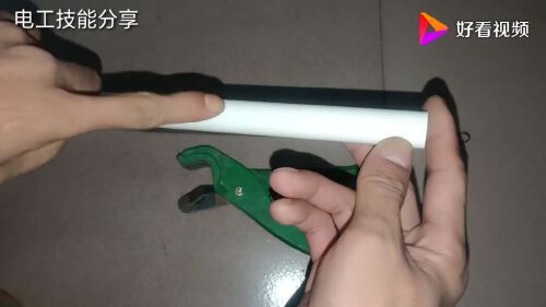 电工用的PVC线管弯做不好怎么办?不用怕,老电工教你一招