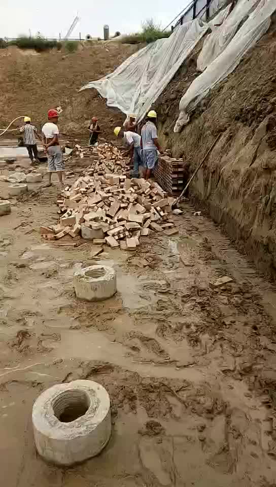 筏板基础砌筑砖胎膜
