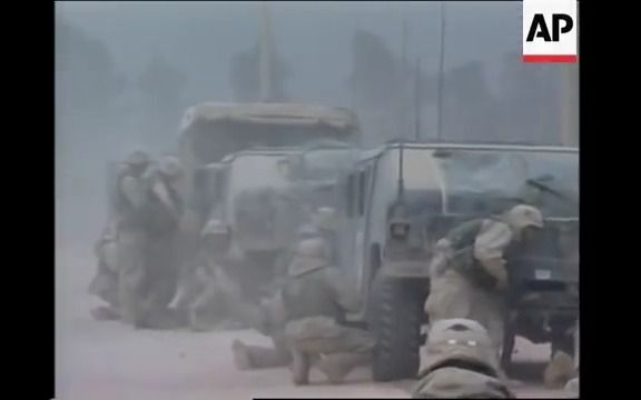 伊拉克战争中美军摩托化部队在机场作战实录