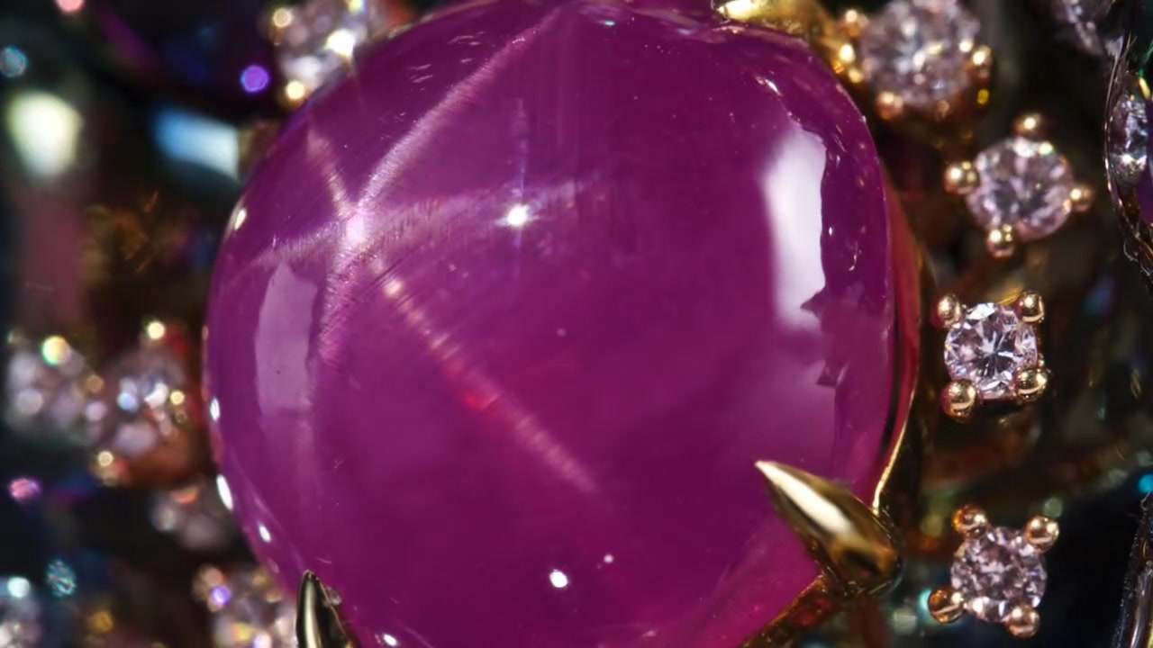 高定珠宝欣赏——很大颗的星光红宝+钛金戒指(诡异的光再次惊现