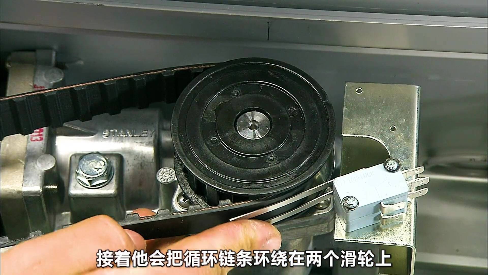 两分钟带你了解自动感应门的制作全过程