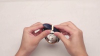 依波表如何佩戴针扣