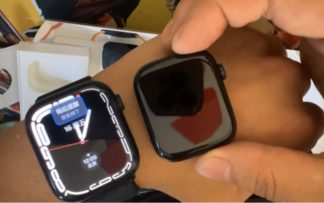 【Apple Watch series 8开箱视频】S8开箱(内附与S7外观对比)