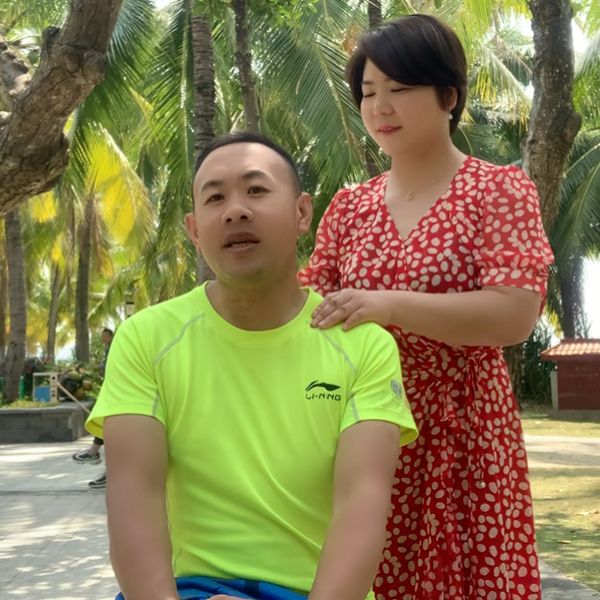 三亚女按摩技师畅谈头部经络疏通的功效