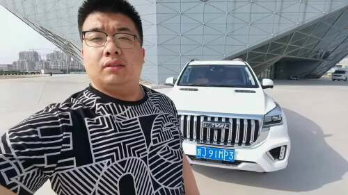 沿着星河轨迹踏遍人间春秋。选FT棕内饰我是后悔了