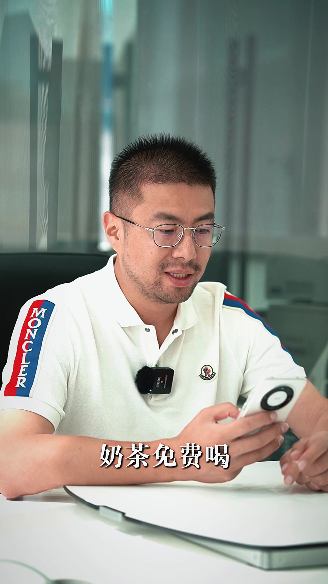 ...免费吃,外卖大战,餐饮老板买单 #外卖 #美团 #京东 #淘宝 #云南昆明