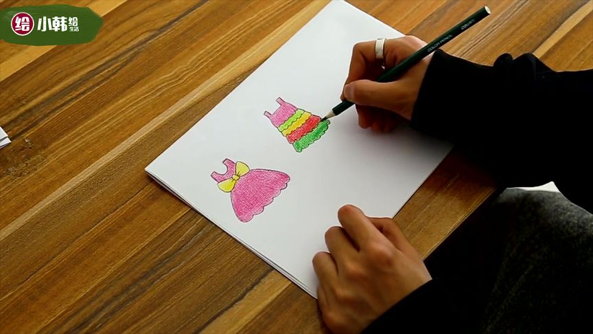 教你怎么用彩铅画简笔画,简单的很一看就会,不用纠结