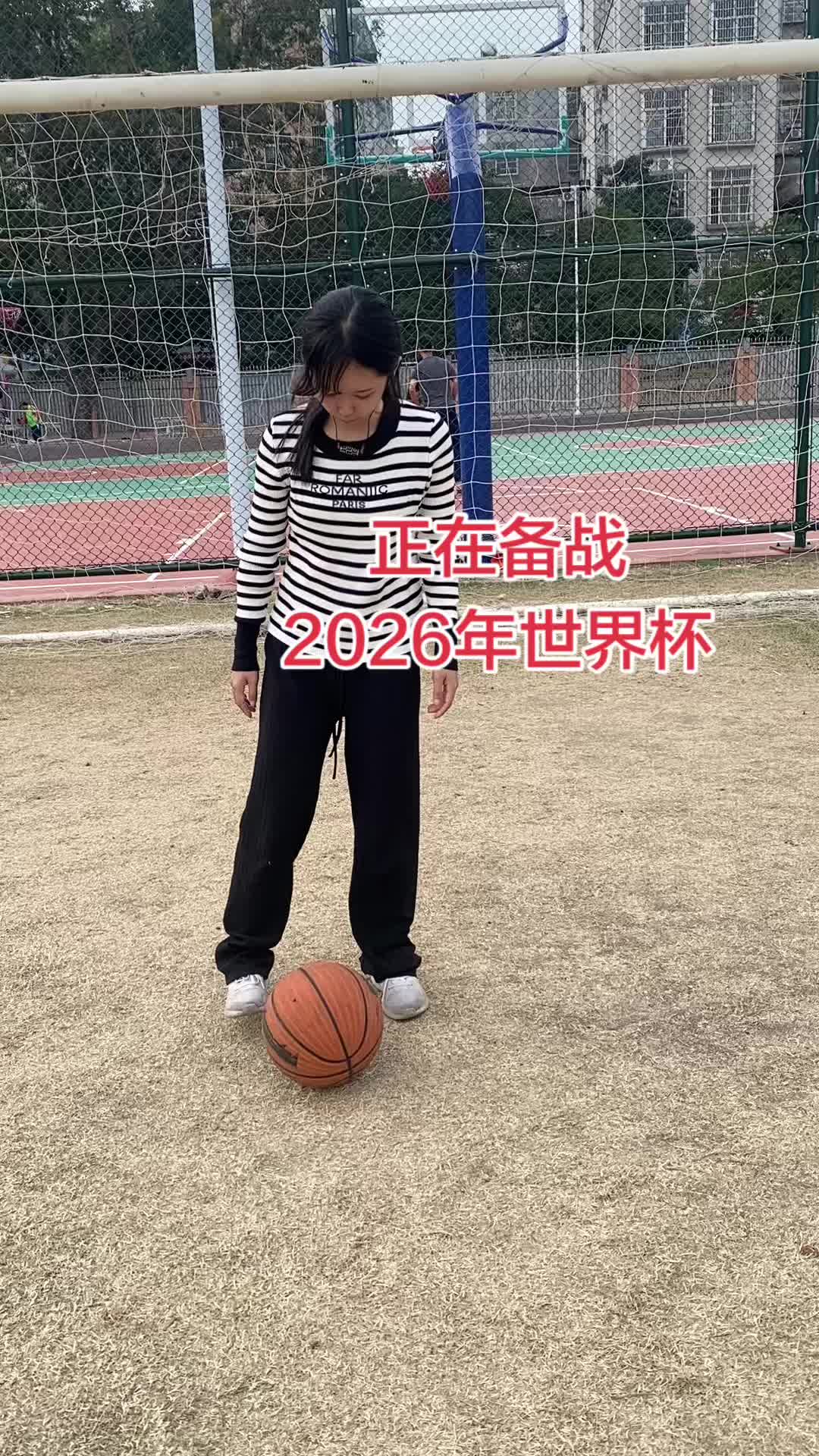 加油!#抽象 #世界杯 #zdl #梅西#c罗