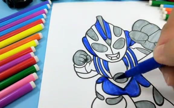 创意涂色简笔画:奥特曼来啦