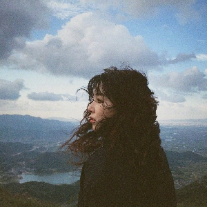 筑水青 