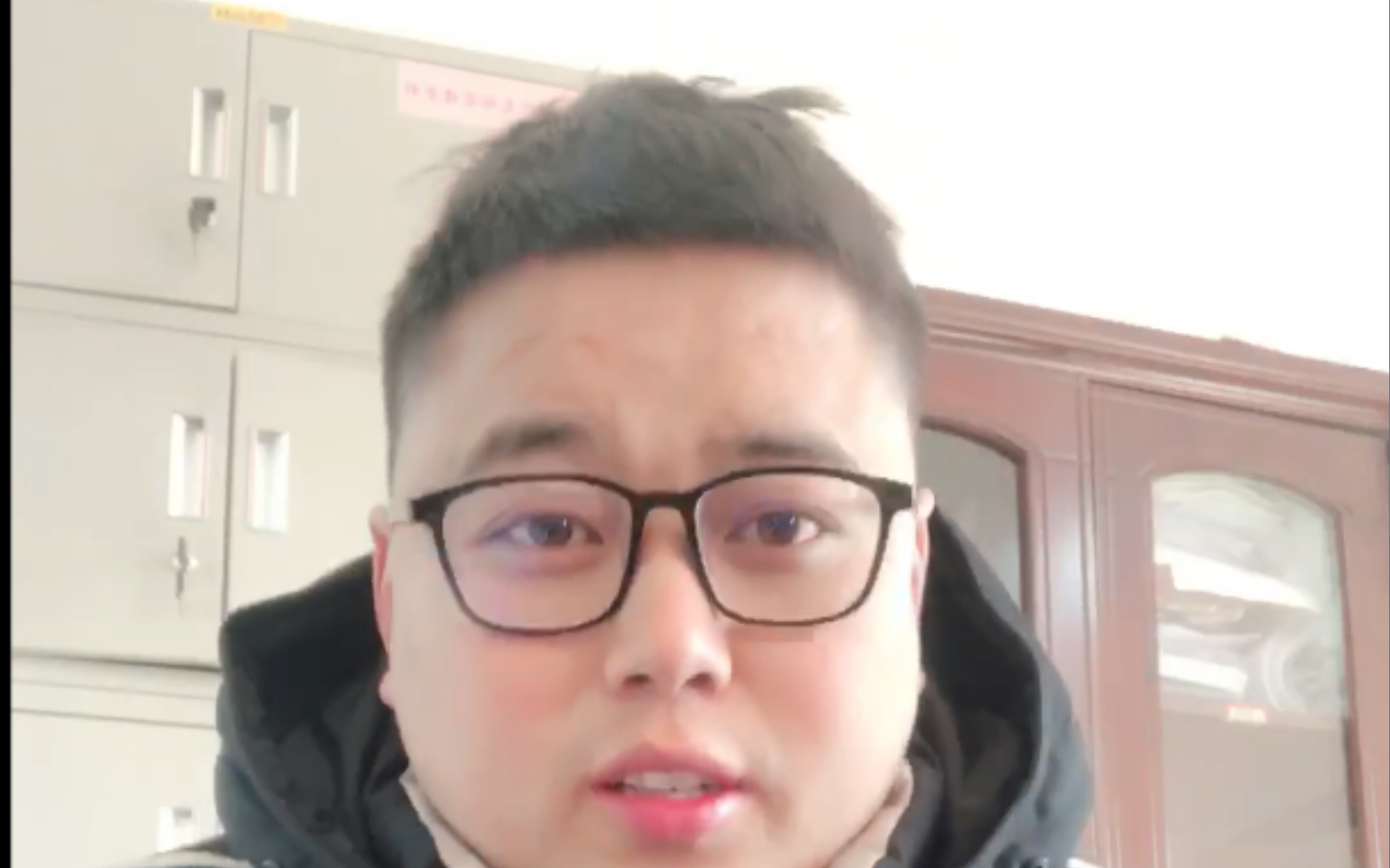 异地乡镇干部节假日值班该不该安排!