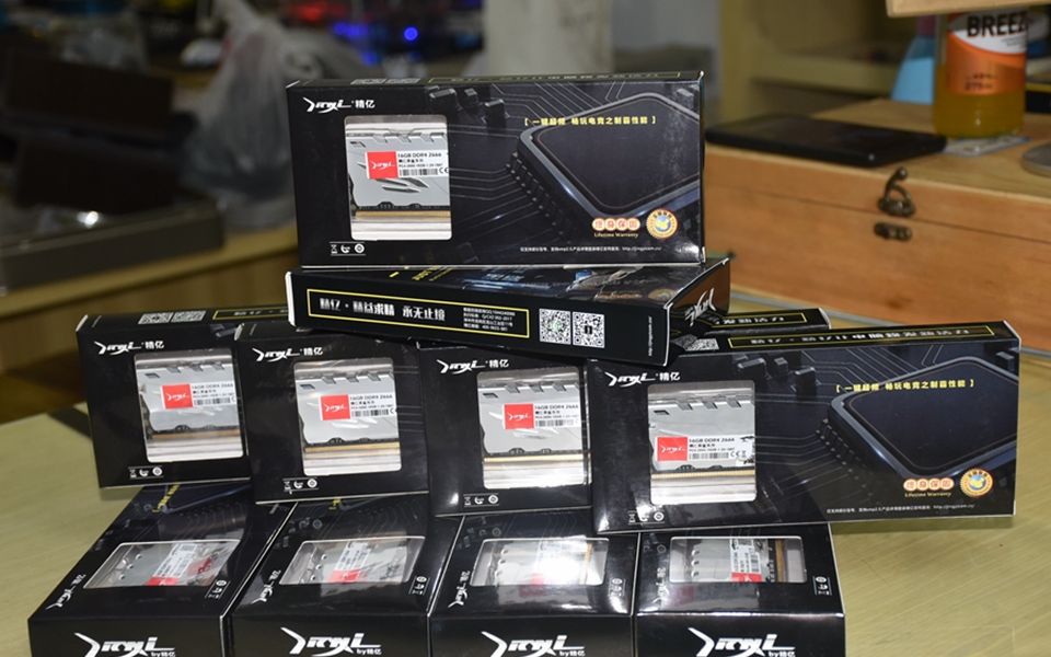 16G的DDR4内存条只要168？还是马甲条这个内存条到底值不值这个价？