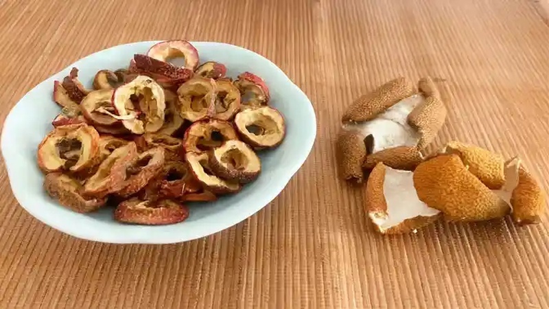 山楂搭陈皮煮水,没想到那么好的作用,解决了很多人的困扰,实用