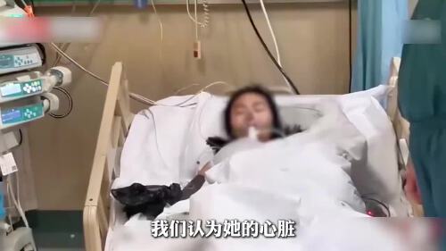 16岁女孩发烧21天后,父母才匆匆送医,医生:肺都煮开了!