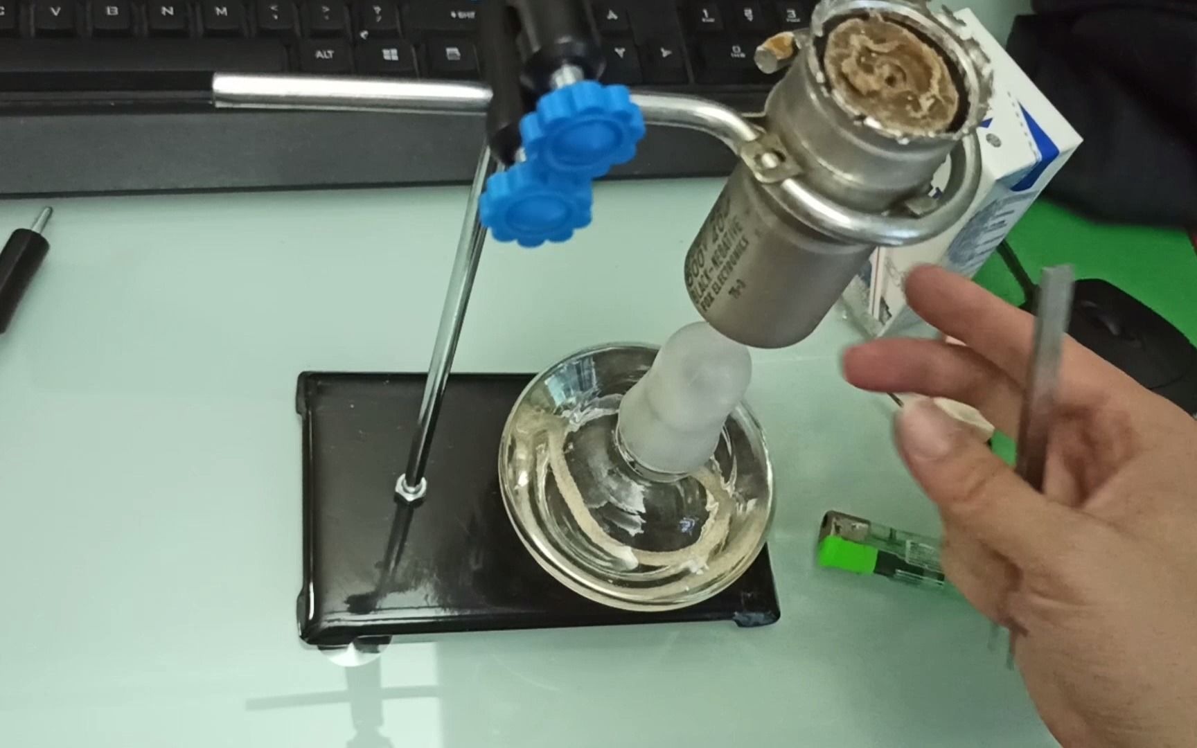 1965年的老功放翻新工程(7)-拆解更换电源滤波升压大电容