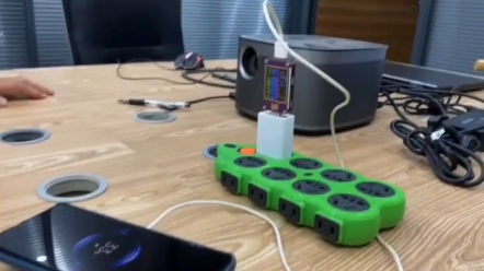 国产32位MCU爱普特开发的无线充,免费包邮提供样品 程序和方案