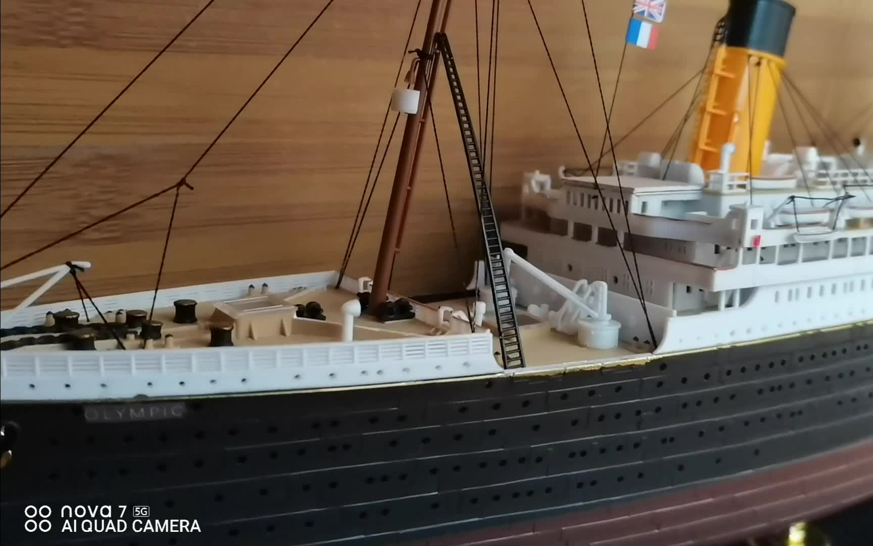 奥林匹克号模型